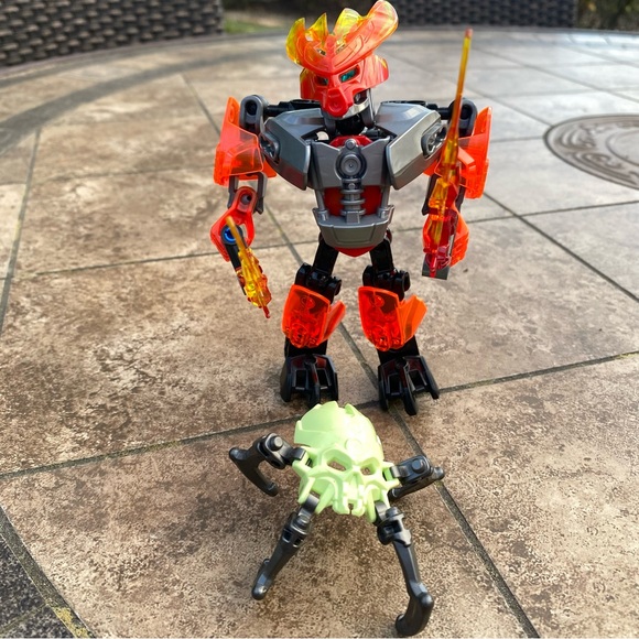 Lego | Toys | Lego Bionicle Protector Of Fire 7783 | Poshmark